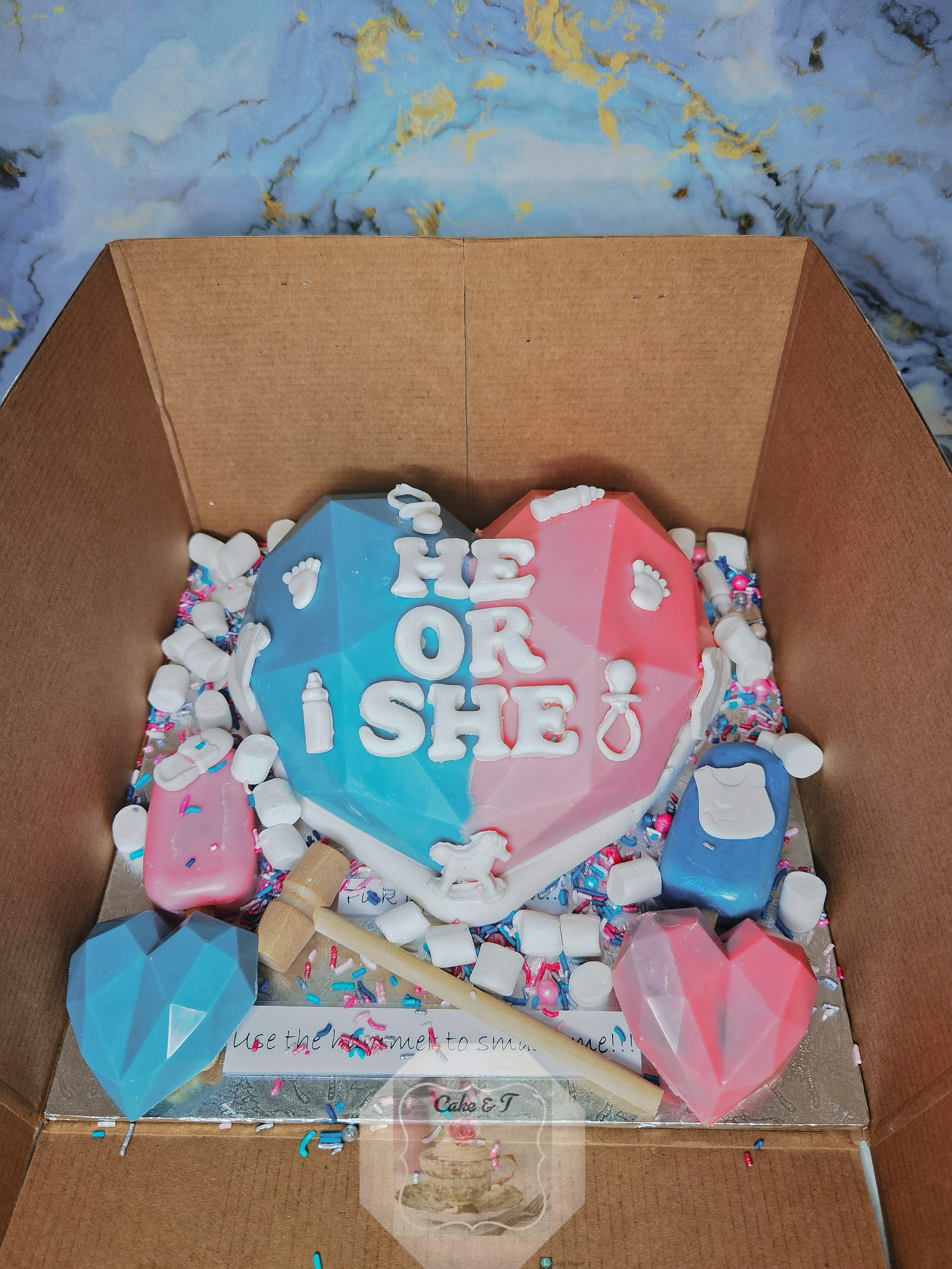 Geode Heart Smash – Cake & T