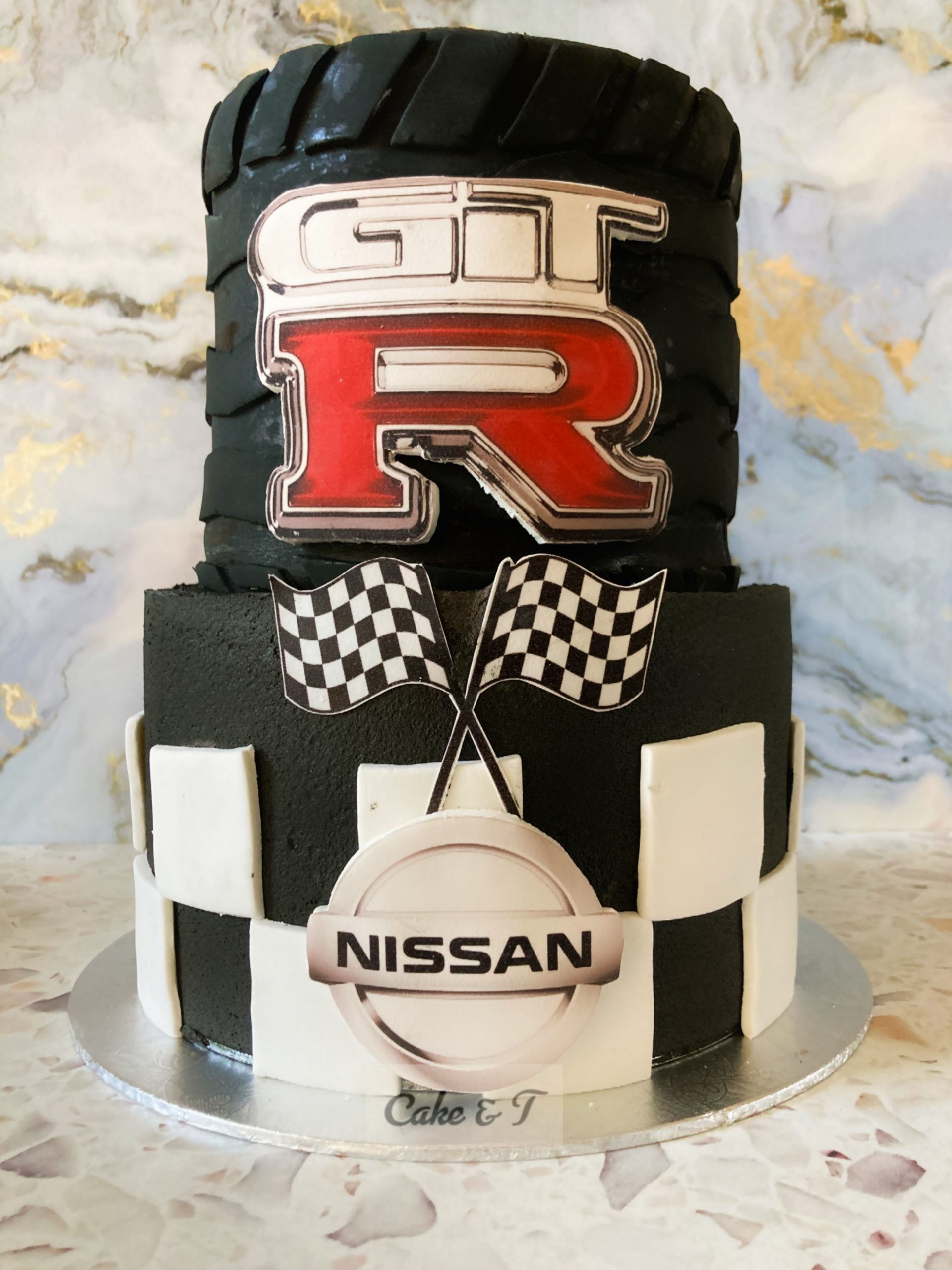 Nissan GTR caake – Cake & T